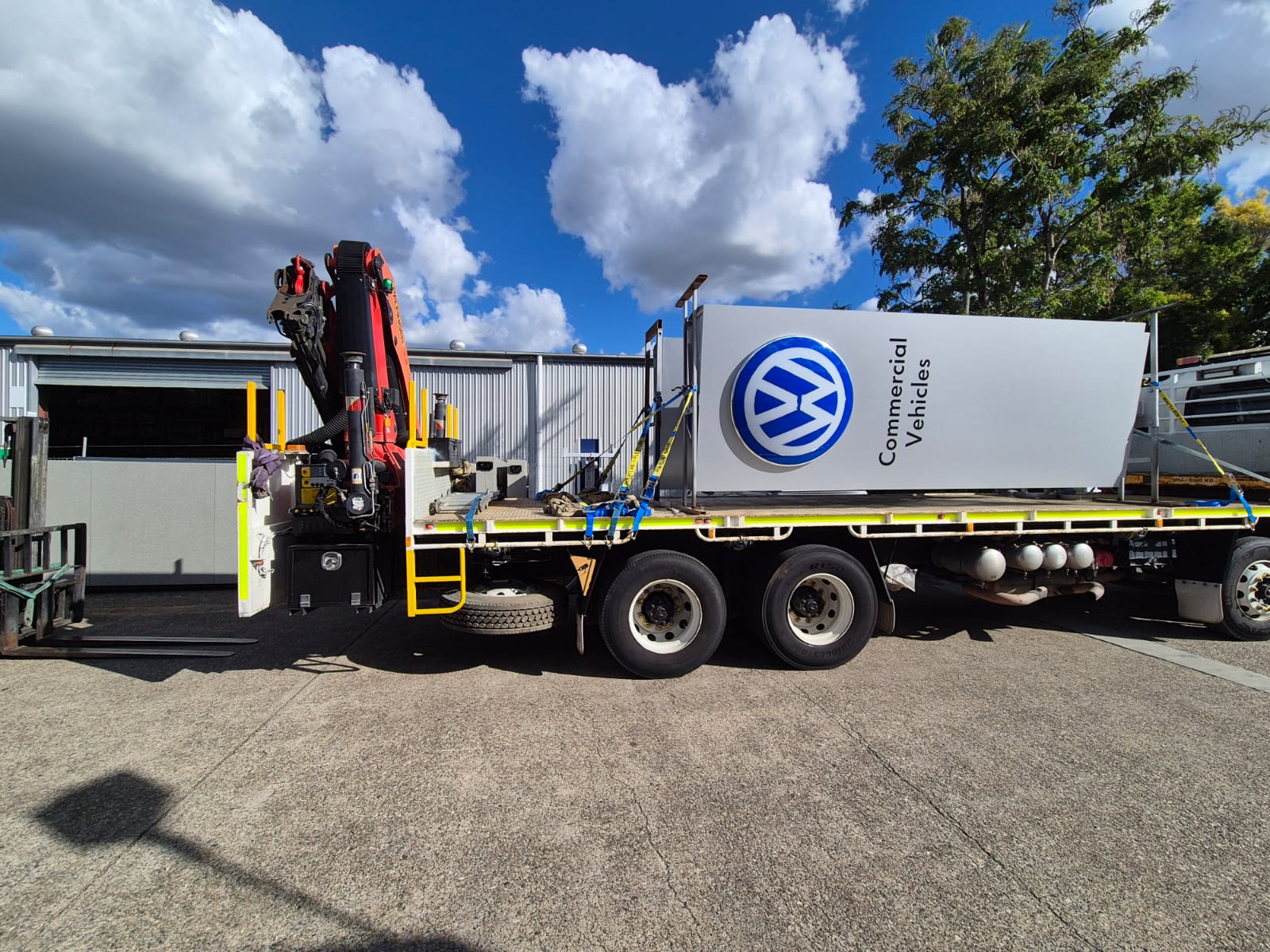 Small Crane Hire for Construction | OTM Transport